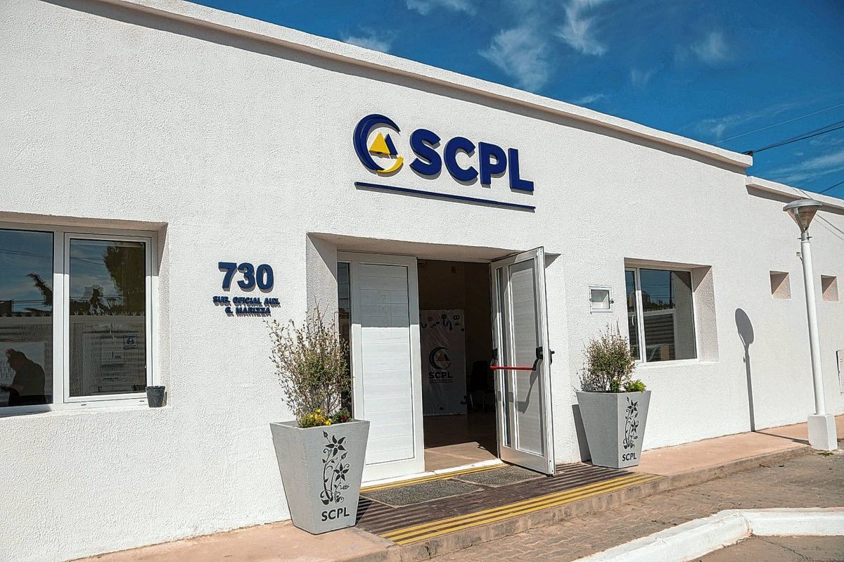 La SCPL inauguró la nueva sede comercial en Km. 8 y reabrió la sala ...