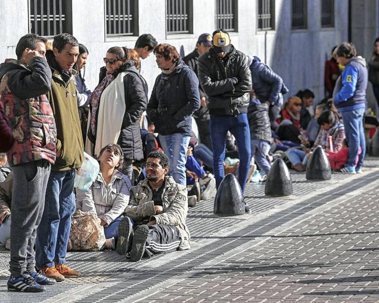 Población inactiva: en Argentina hay 8 millones de personas sin trabajo ...