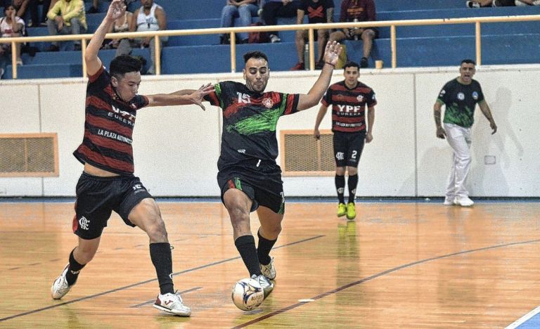 Futsal Flamengo sale a la cancha | Diario Crónica