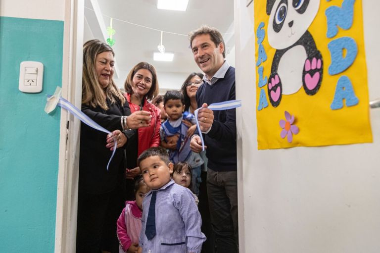 El CPB Los Grillitos abrió su sala de 2 años y comenzaron las ...